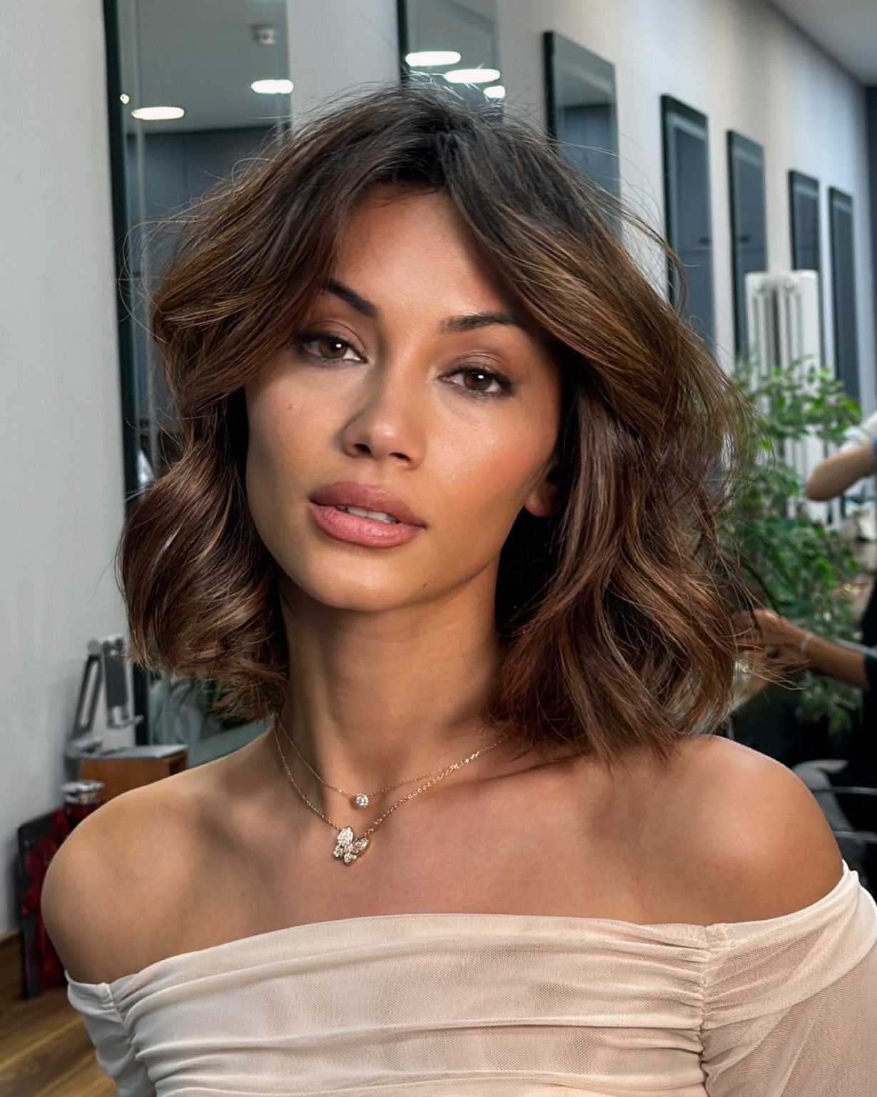 20 Warm Brown Hair Color Ideas: Medium, Light, Dark, Balayage & Highlights