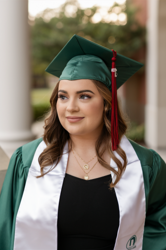 21 Graduation Hairstyles with Cap Ideas 2025 – Curly, Short, Long ...